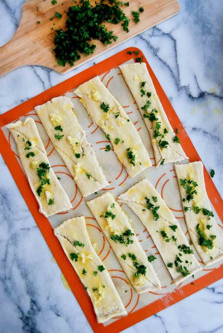 Cheesy Crescent Roll Garlic Knots With Parmesan (Easy!) | Front Range Fed