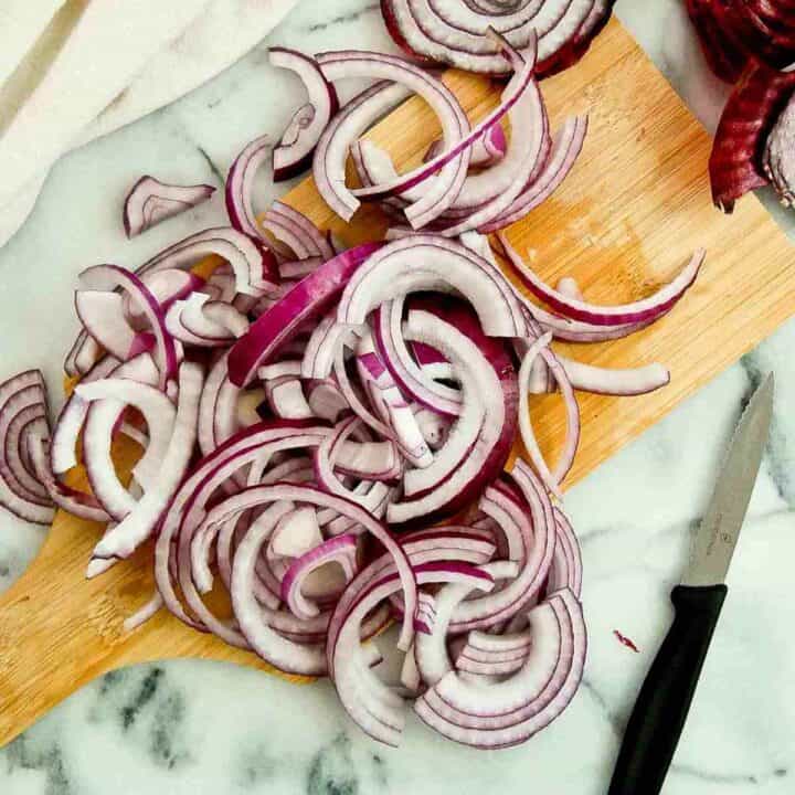 The Best Way to Cut An Onion Into Strips for Fajitas | Front Range Fed