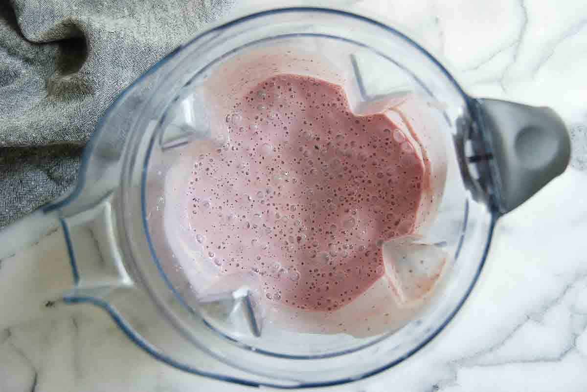 5-Minute Berry Smoothie Bowl Recipe - Healthy & Delicious | Front Range Fed